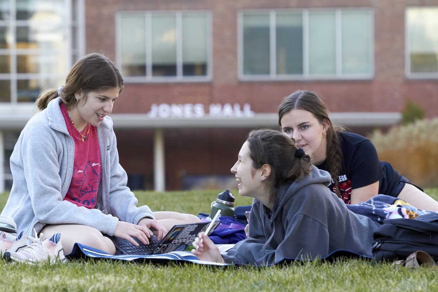 Apply Now | University of Health Sciences and Pharmacy in St. Louis