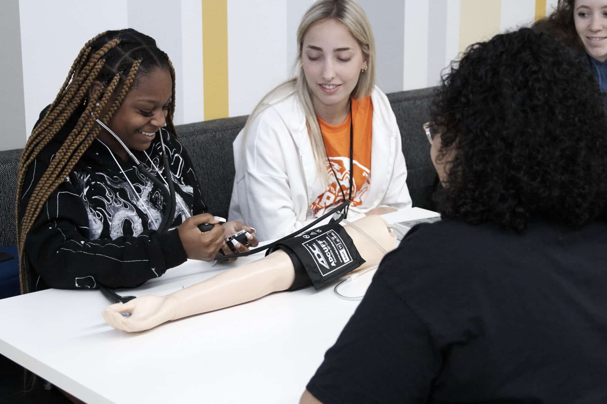 Health Care Summer Immersion Program | University of Health Sciences ...